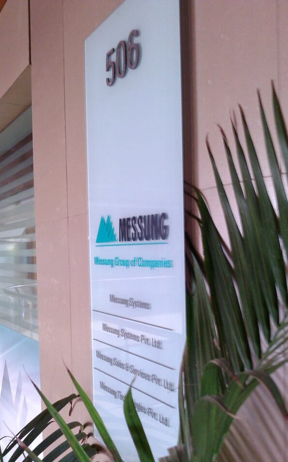 Acrylic Boards & Signs To Showcase Your Logos & Brand